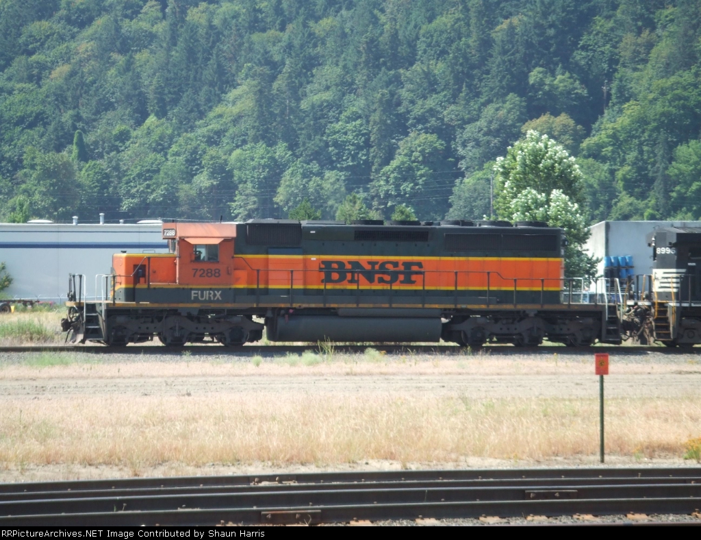 FURX7288 an ex-BNSF SD40-2